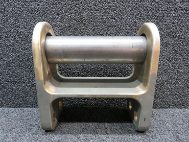 162T1301-1 Boeing 767 Tow Fitting Assembly Unit