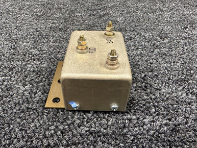 B-00333-1 (Alt: 9910068-2) Lamar Overvoltage Relay with 8130 (V: 28) (NOS)