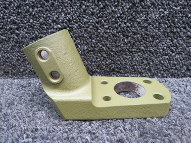 1741003-4 Cessna 177 Main Gear Wheel Attach Fitting Right Hand has PAI ...