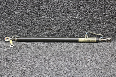 PR1-18x.5-8-0295-D Diamond DA40-180 RH Aileron Control Rod (Length: 11.61”)