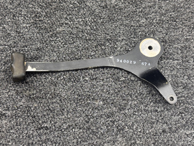 96-940029 Beechcraft 95-B55 LH Propeller Governor Control Lever Assembly
