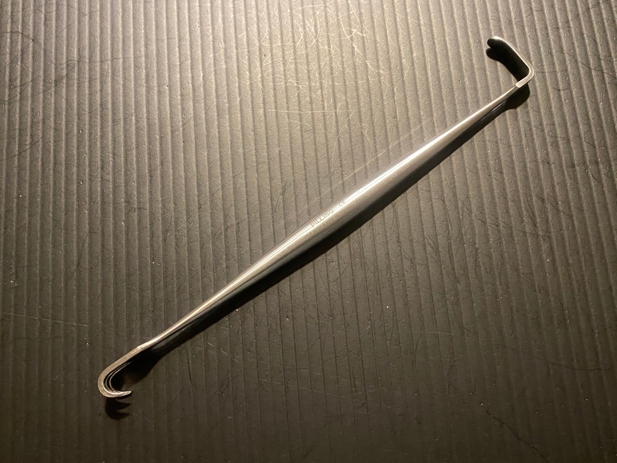 Pilling 16-4750 Senn Retractor, Sharp For Sale