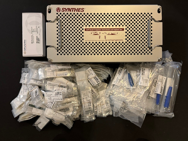 Synthes 105.434 LCP Locking Small Fragment Set (NEW)