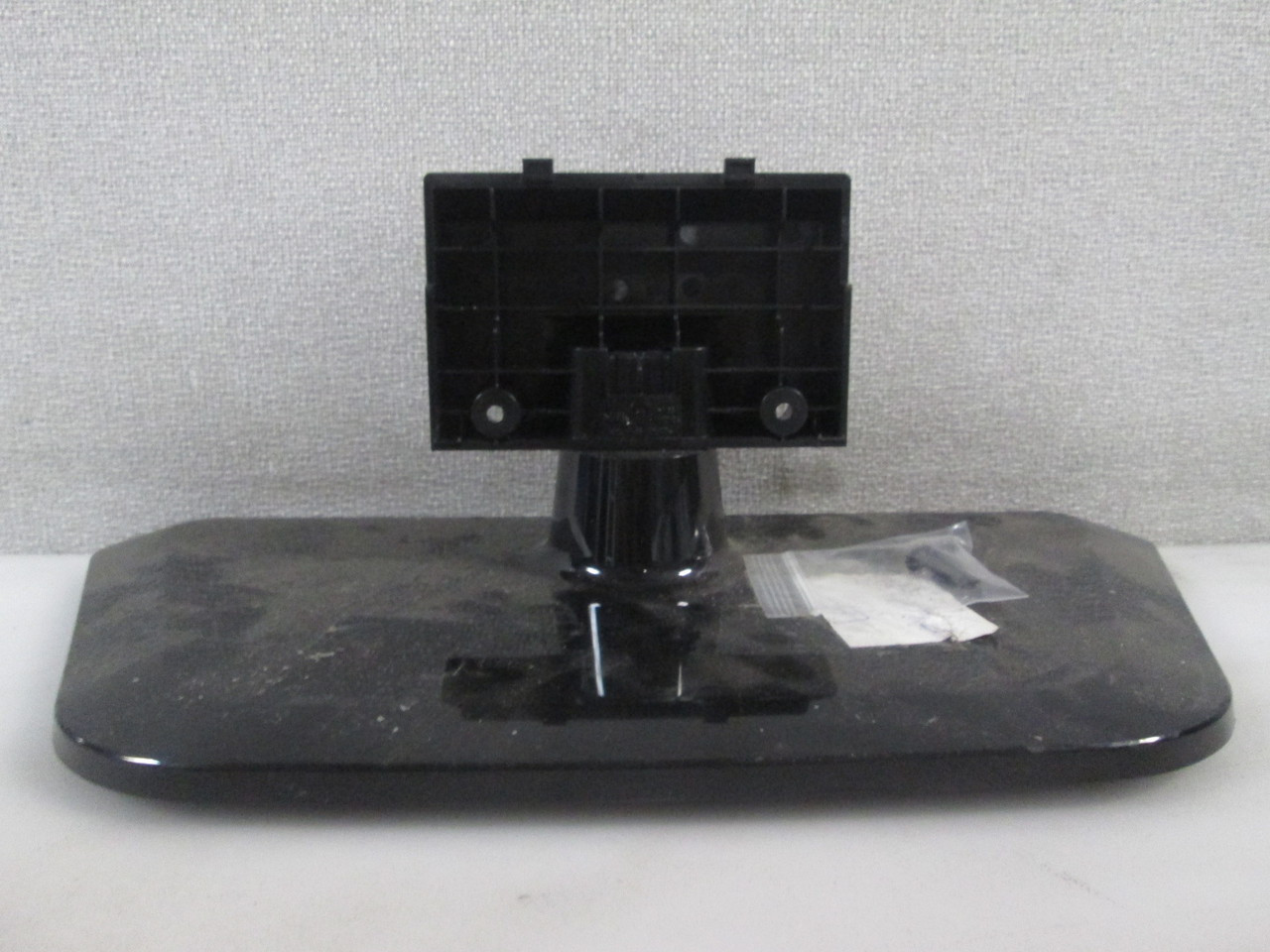 LG 29LN4510 BASE/ STAND MGJ635534 (SCREWS INCLUDED) (1126)