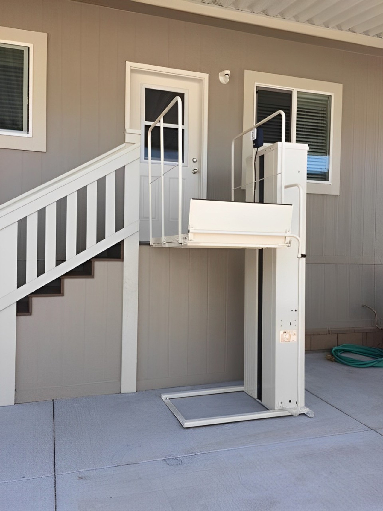 Stair Dilemma? Explore the Advantages of Vertical Lifts for Your Home ...