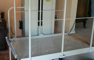 Mac's Vertical Home Lift PL-50 | Mobility Masters