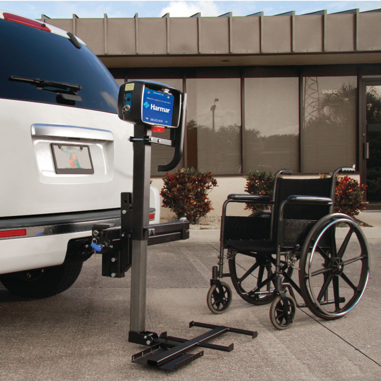 6 Benefits of Hybrid Mobility Lifts for Your Vehicle - Mobility Masters