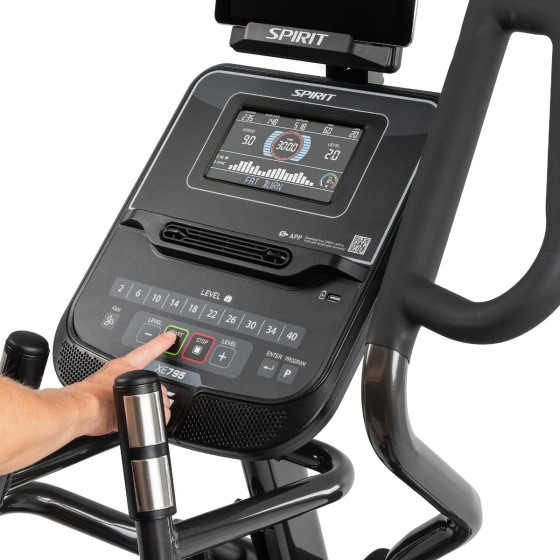 NEW 2017 Spirit Fitness XE795 Elliptical Trainer