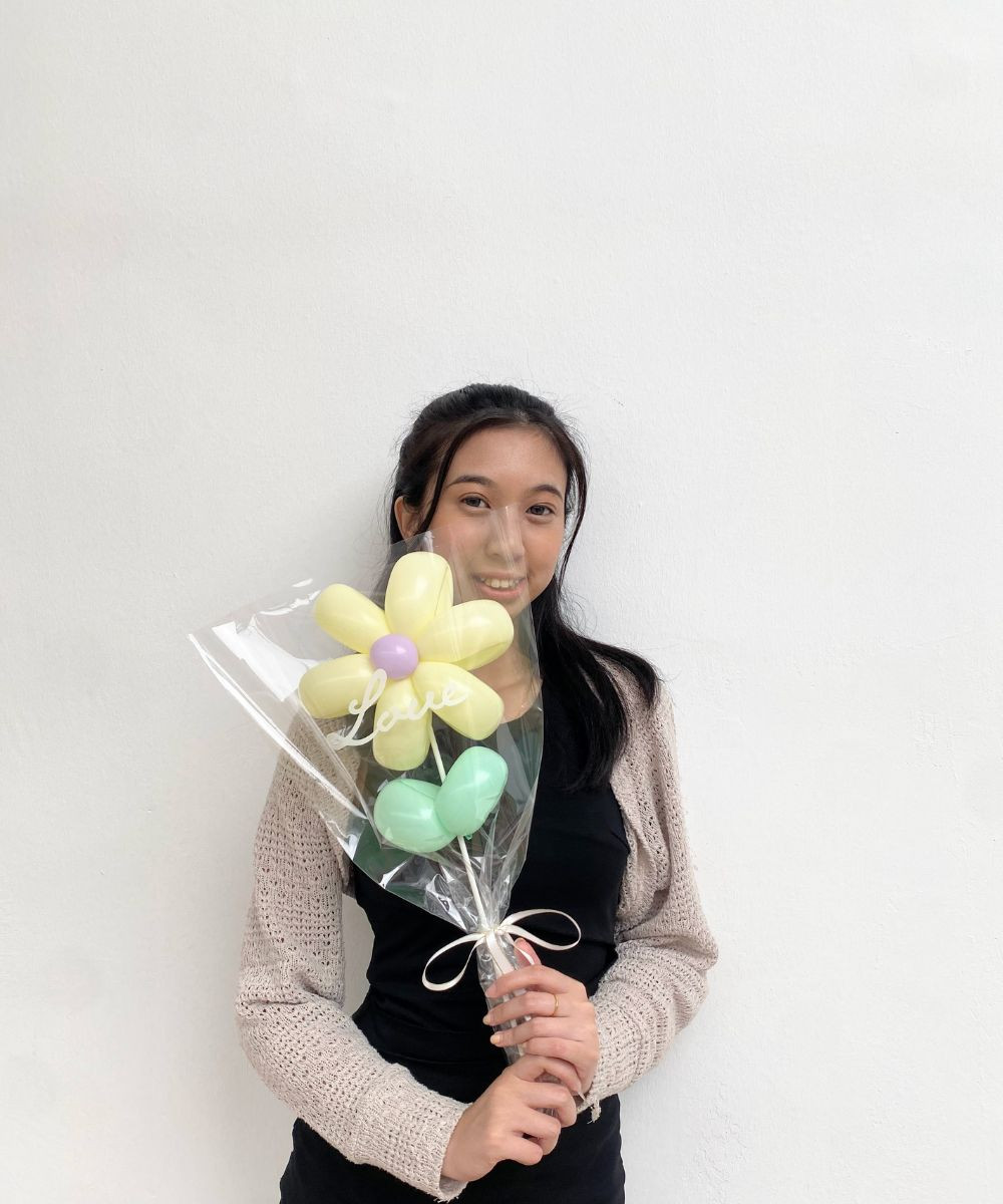 (Pick your own color) Single Stalk Flower Balloon Hand Bouquet