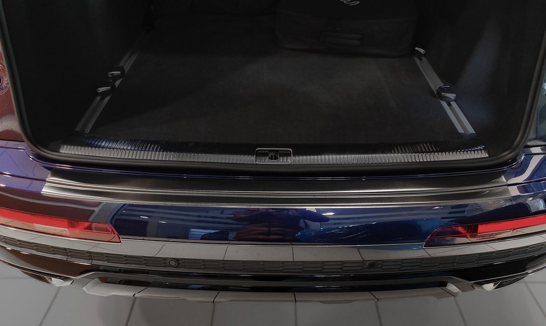 2016-2019 Audi Q7 Graphite Black - Stainless Steel Rear Bumper ...