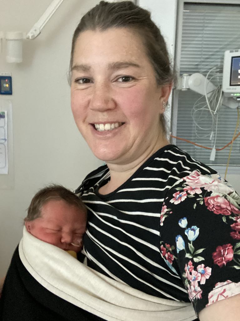 Carried with Care - Babywearing with Babies born preterm. - Babywearing ...