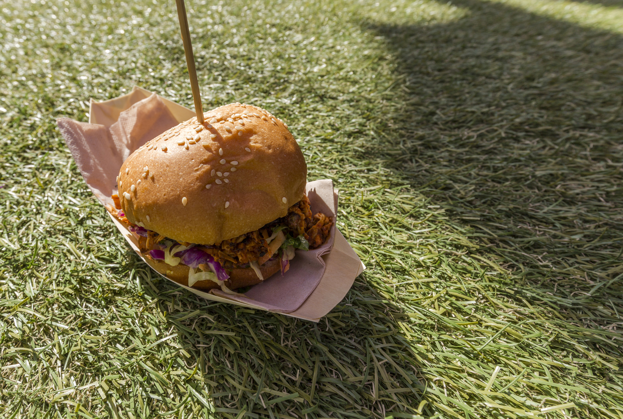 How Does Synthetic Grass Stand Up to BBQ Season? - The Synthetic Turf Co.