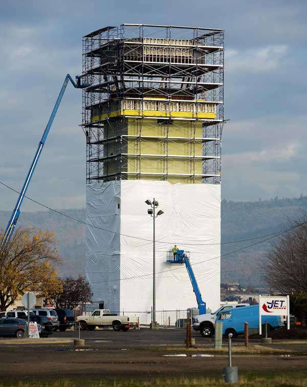 Construction Wrap Helps Control Working Conditions - Pro-Tect