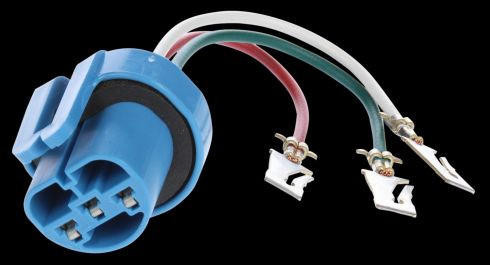 Buy HeadLight Plug, 16 Gauge GPT Wire, H5 Connector, 3 Blade Terminal ...