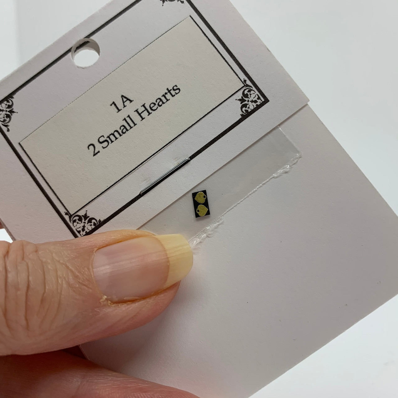 CAT1A - Brass Small Heart Pair - Jeepers Dollhouse Miniatures