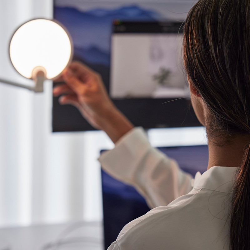 Humanscale Nova Task Light