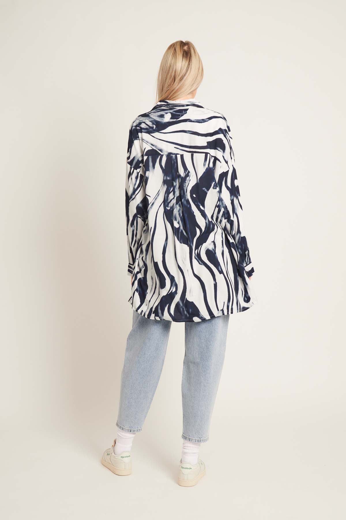 Ecovera Viscose Printed Oversize Shirt Dress With Piping l Influence ...