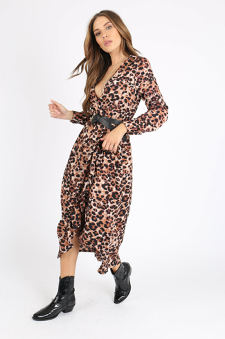 5 Ways to Style a Leopard Print Dress - Influence