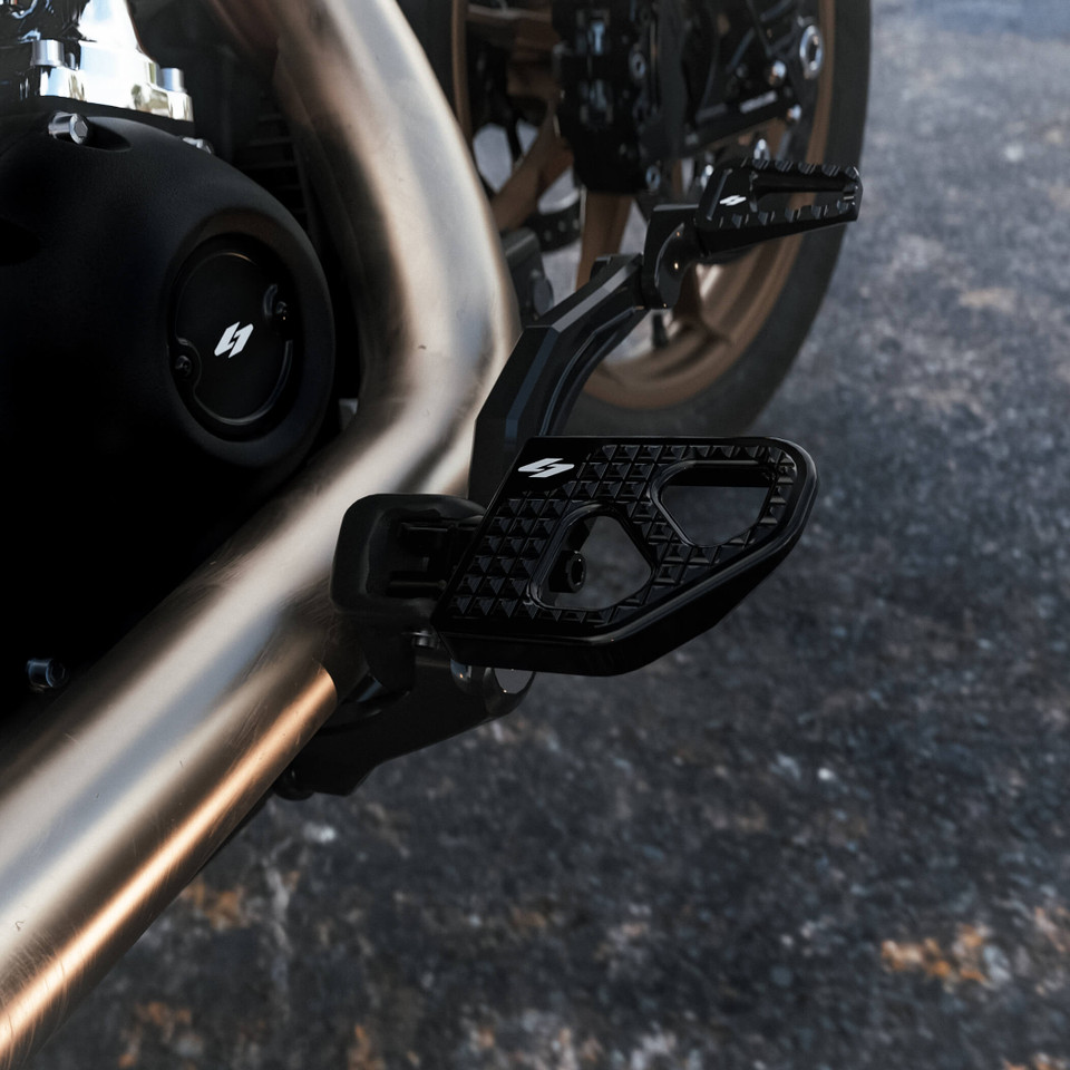 Max Lean Mini Boards for M8 Harley Softails | Kraus Moto