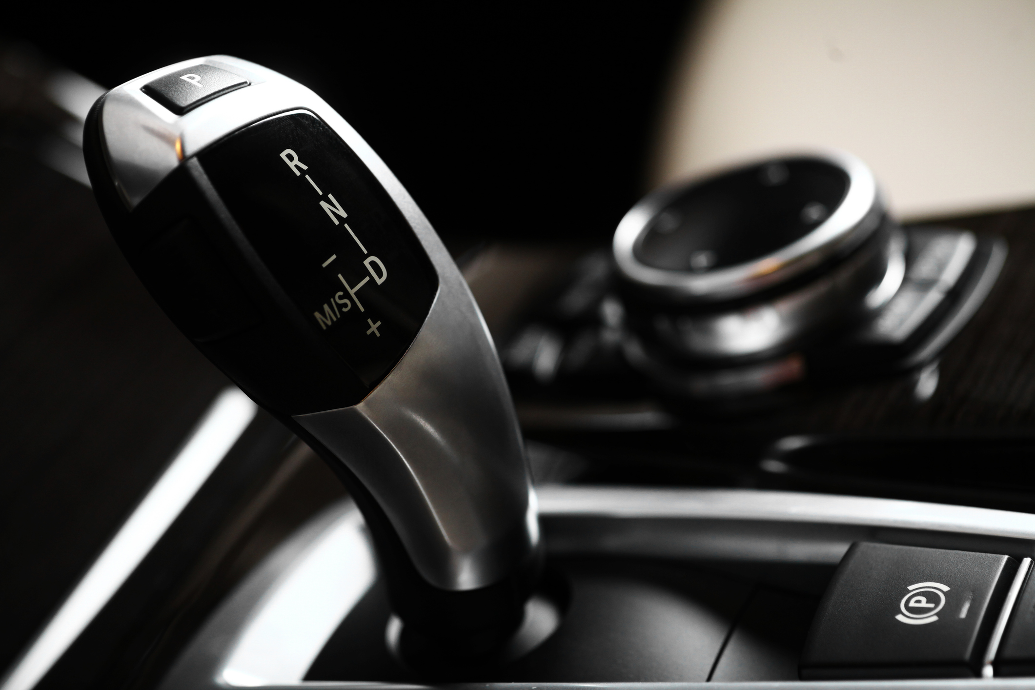 Automatic Transmission vs Manual: What You Need to Know for Performance ...