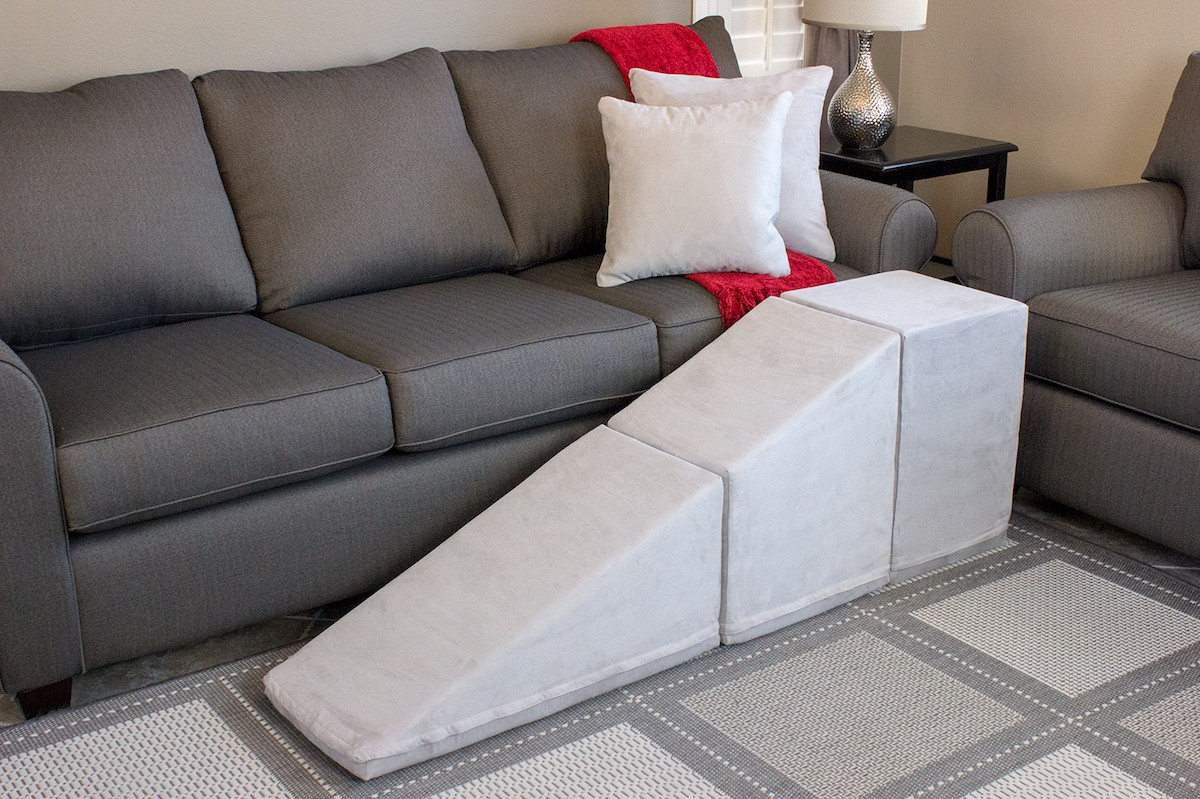 Royal Ramps Dog Ramp (21" Tall)