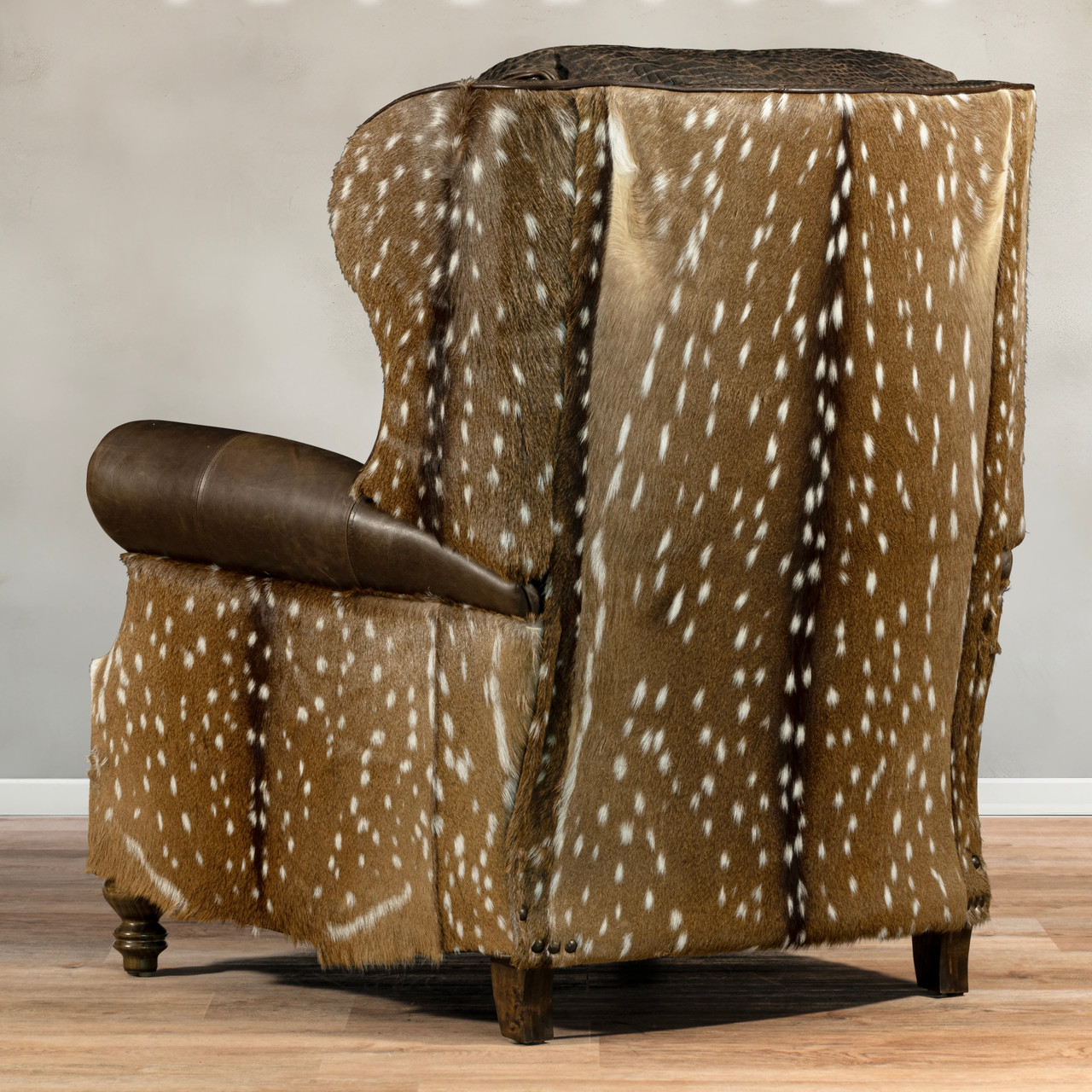 BRONCO CHAIR CROCODILE INSIDE AXIS BACK - DENNARDS