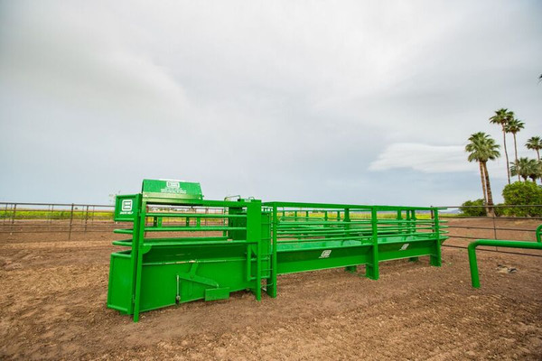 CHUTE HELP FULLY AUTOMATIC ROPING CHUTE - DENNARDS