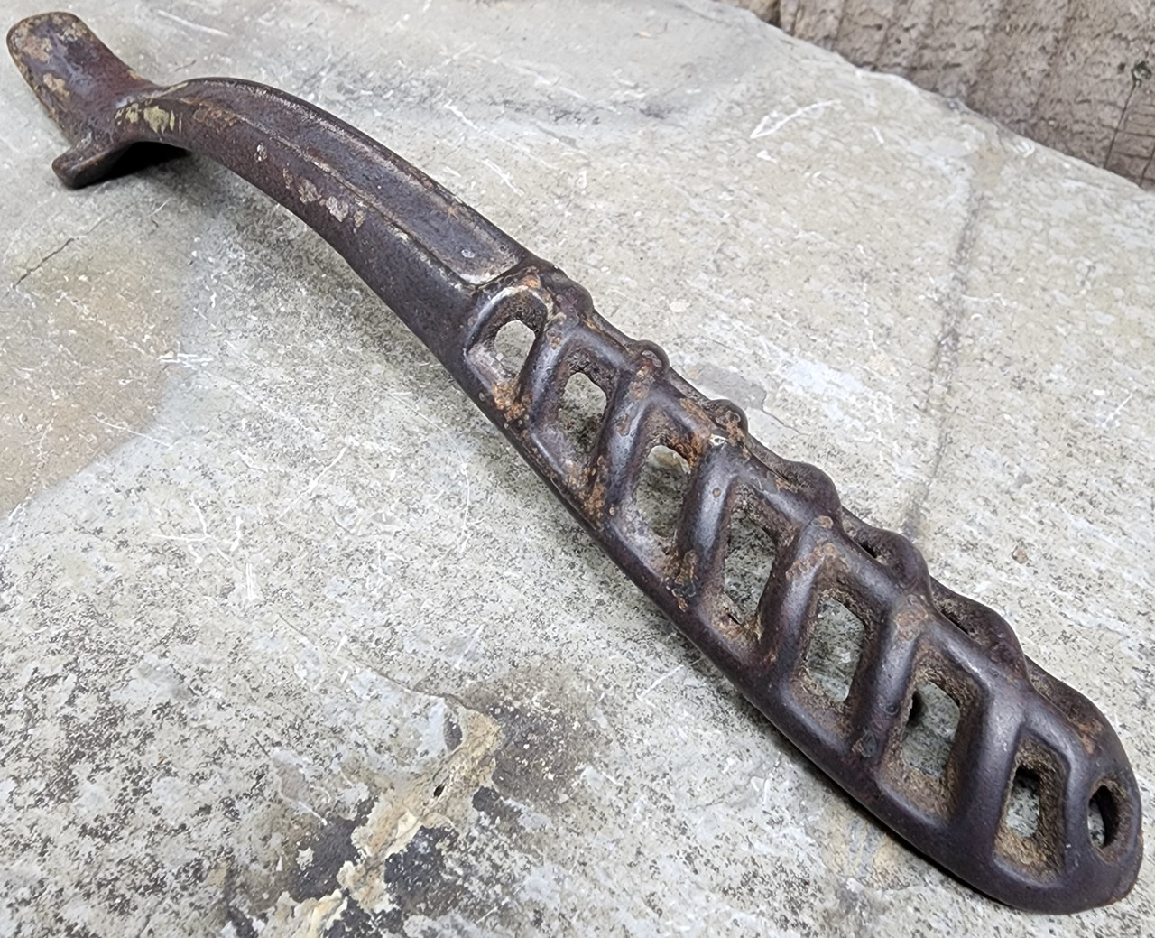 Antique Cast Iron Wood Stove Oven Pot Plate Lifter Handle Tool w ...