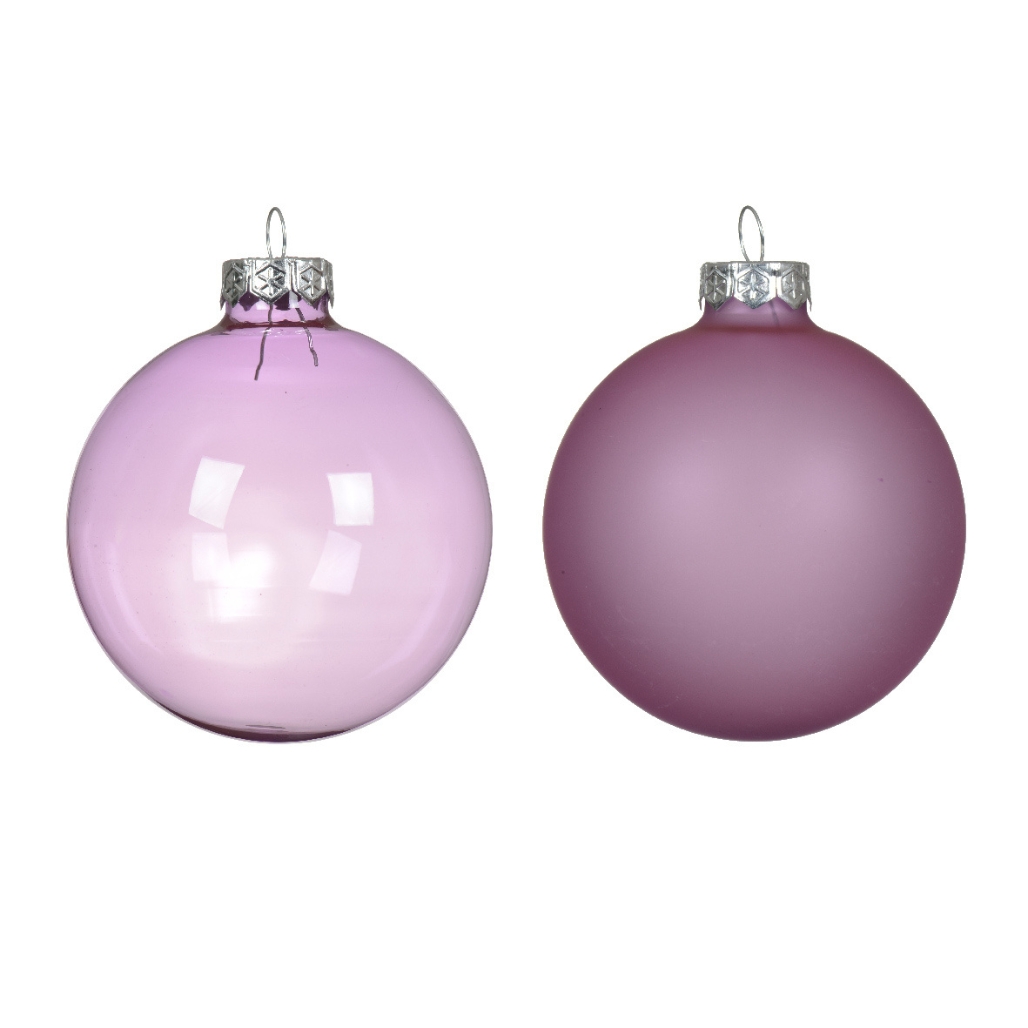 Ice Castle Christmas Tree Theme – White, Icicle, & Iridescent Holiday Decor