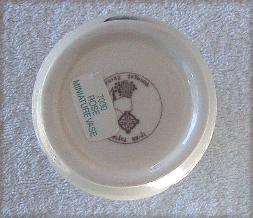 Mid 1980's Irish DONEGAL PARIAN CHINA Small Vase (Rose)