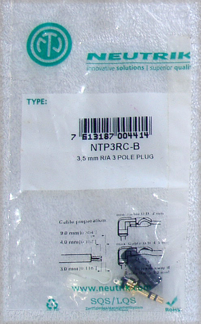 NEUTRIK 3.5mm Stereo RA Male Plug NTP3RC-B NEW Old Stock