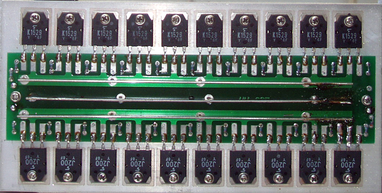 TOSHIBA P Channel MOSFET Power Transistor 2SJ200 (Compliments 2SK1529 ...