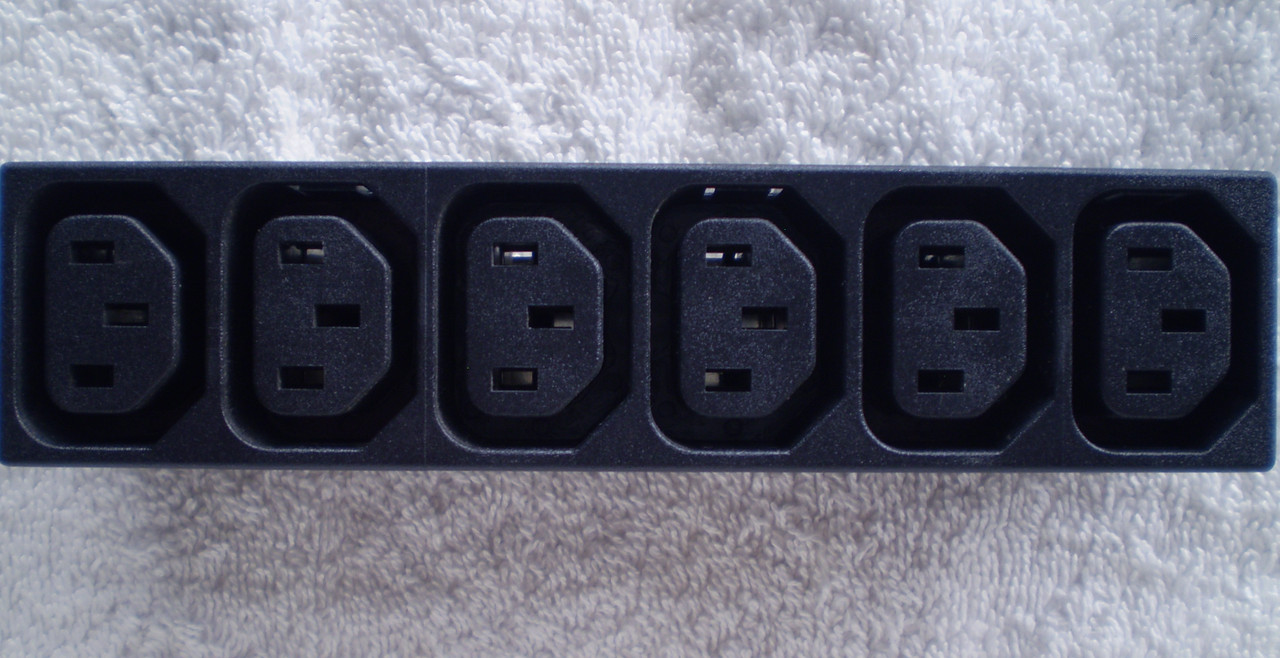 POWER DYNAMICS INC. (USA) 44R02 IEC 320 (C13) 6x Female Receptacle ...