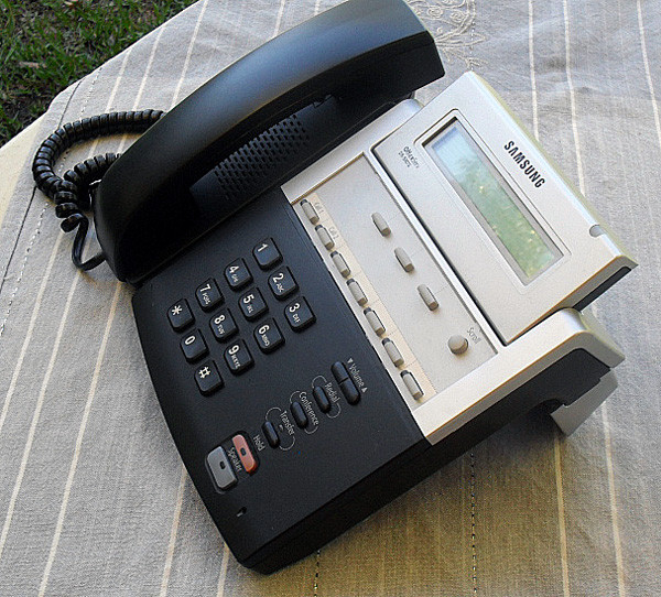 Samsung Officeserv DS 5007S Handsets