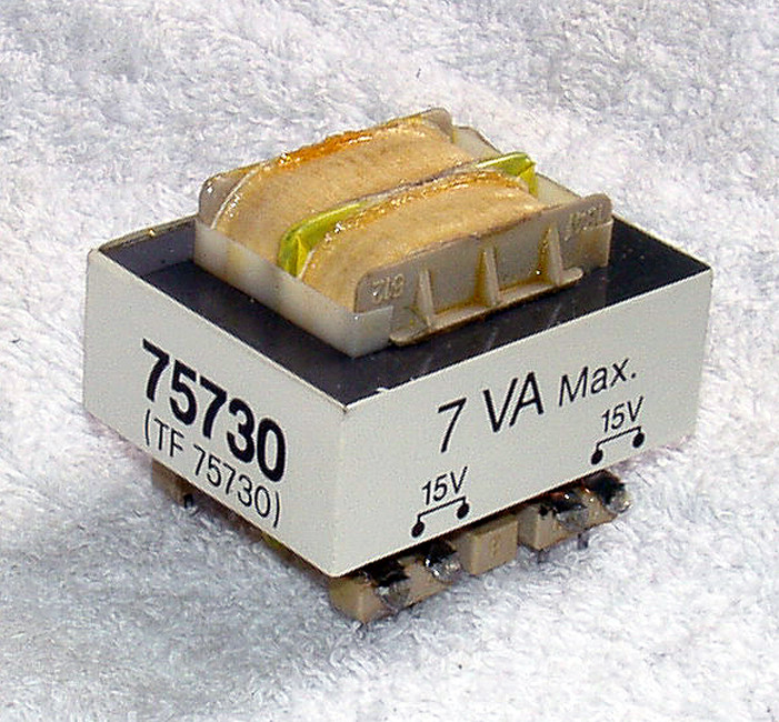 ARLEC AC Transformer 240V input - 2x 15V outputs 7VA PCB mount