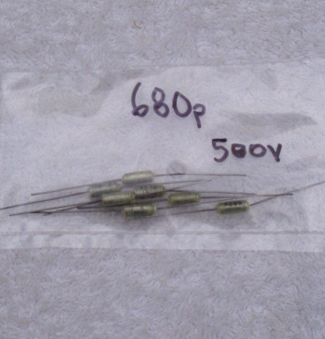PHILIPS Polystyrene Capacitors 680pF 500V New Old Stock