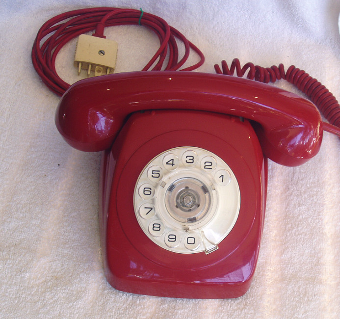 Rotary Dial Telephone PMG 800 Series Fire Engine Red