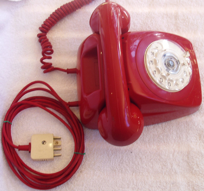 Rotary Dial Telephone PMG 800 Series Fire Engine Red