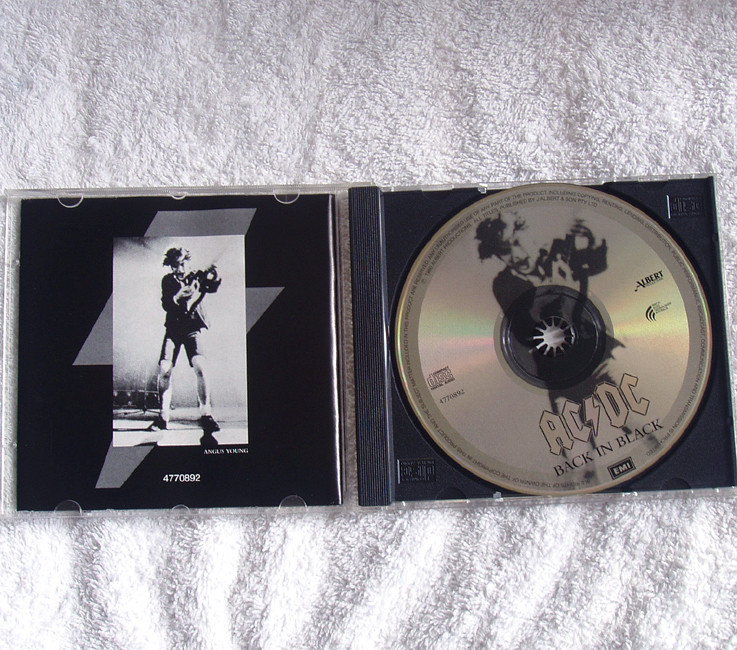 Hard Rock - AC/DC Back In Black Remastered Reissue CD 1995