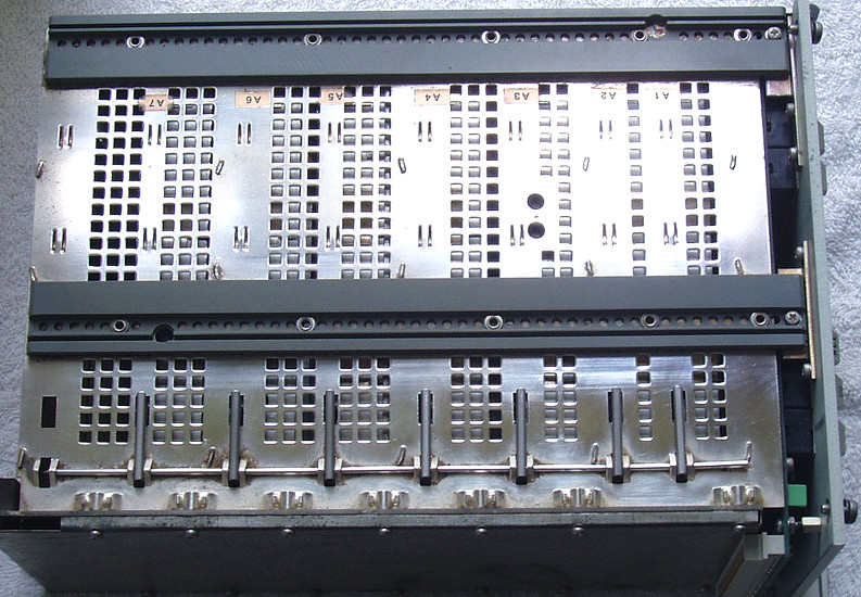 ROHDE & SCHWARZ UPSF2 E2 SPARE PART - Main Frame/Front Panel Only