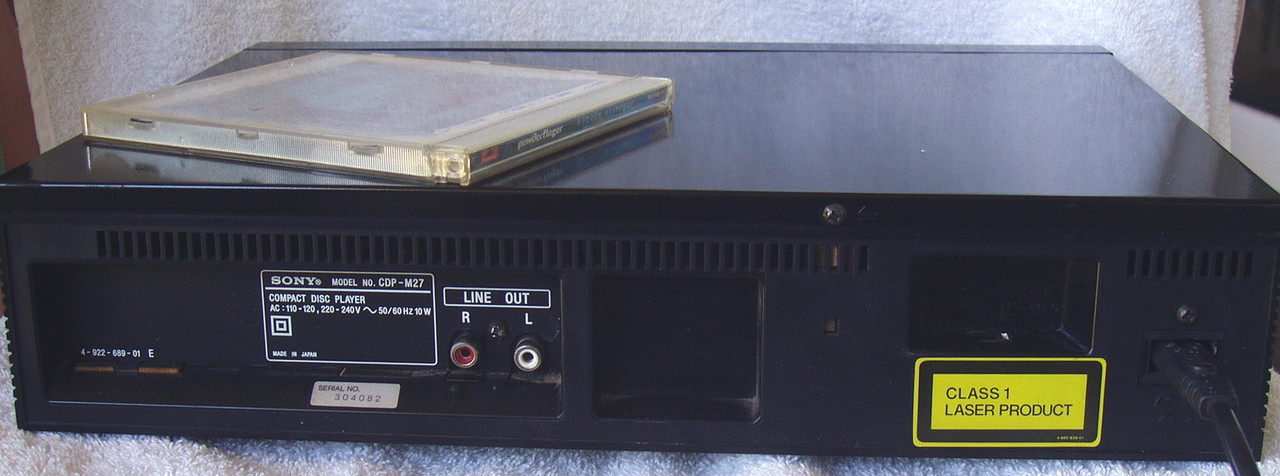 SONY Single Disc CD Player M27 (Working Great)