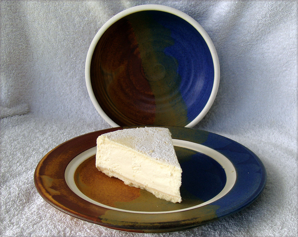 BRINDABELLA (Janet DeBoos) CERAMIC "Harlequin" Domestic Ware Cake Plate ...