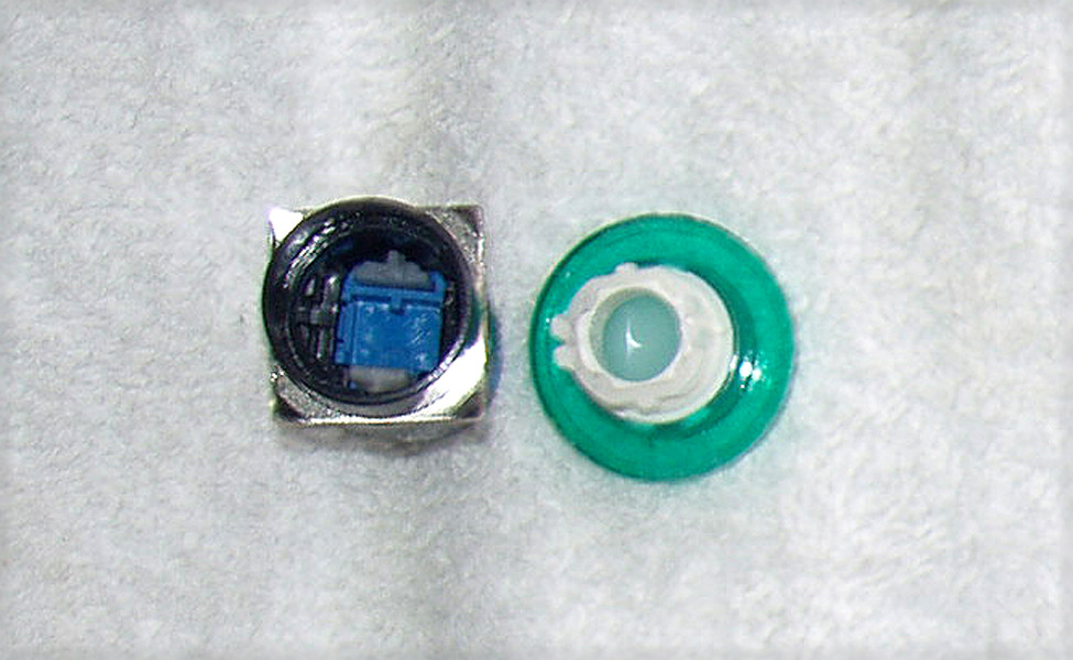 IDEC Industrial SPDT (Momentary) Panel Push Button Switch (NEW)