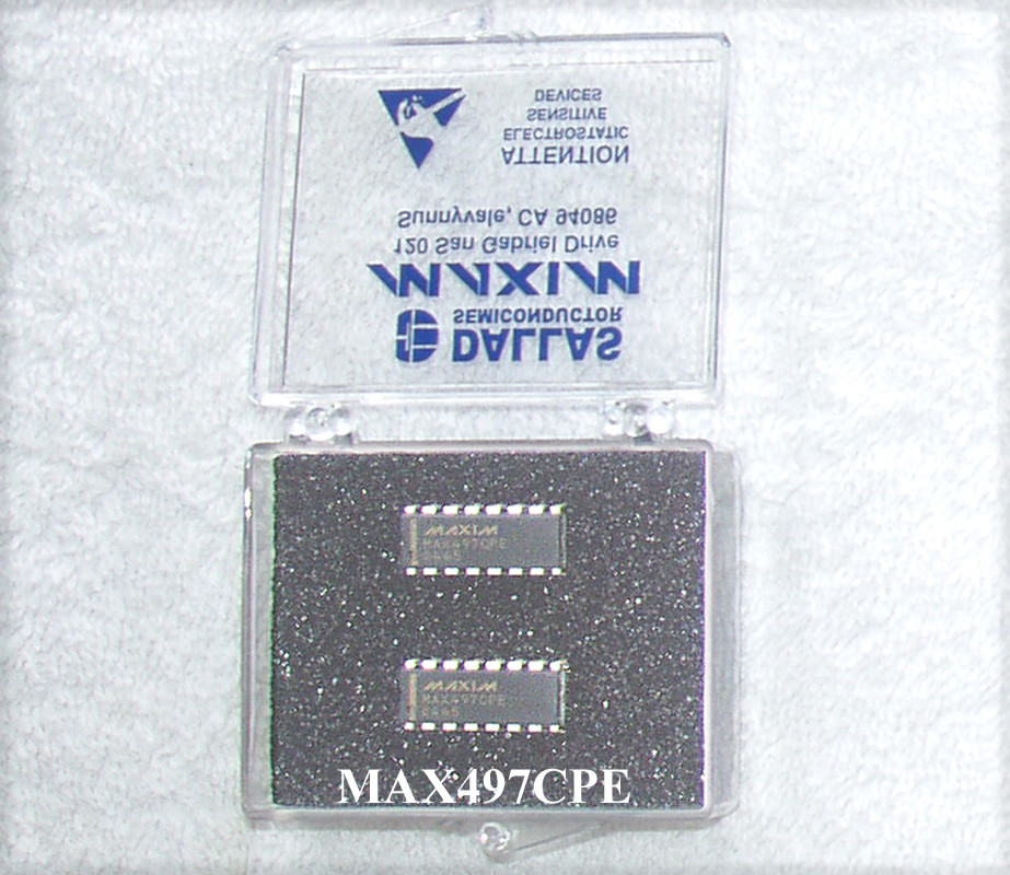 MAXIM (USA) Quad Closed Loop Video Buffers MAX497CPE NEW Old Stock