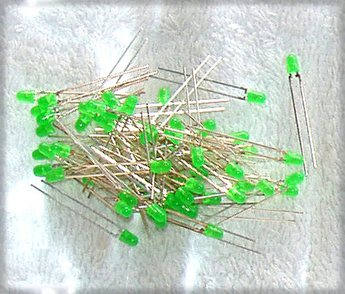 3mm LED GREEN NEW Old Stock