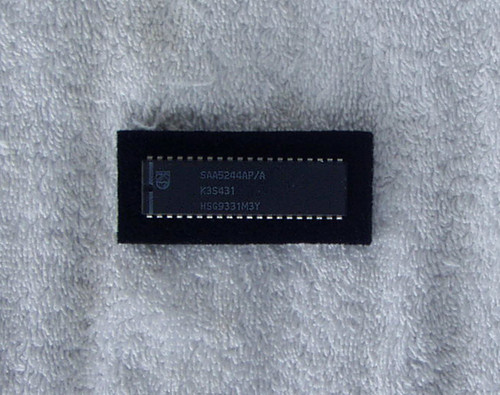 LSI PHILIPS SAA5244AP/A (625 Line Teletext Decoder) NEW Old Stock