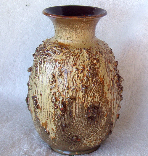 Australian J PUDNEY Cream & Earthy Brown 'Rough' Pottery 7" Vase