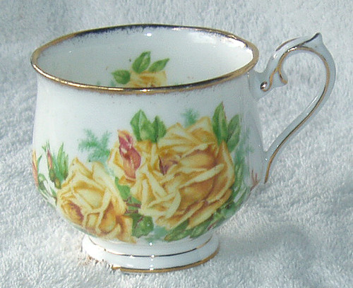 1940's Fine China ROYAL ALBERT 'Tea Rose' Hampton Demi Cup ONLY