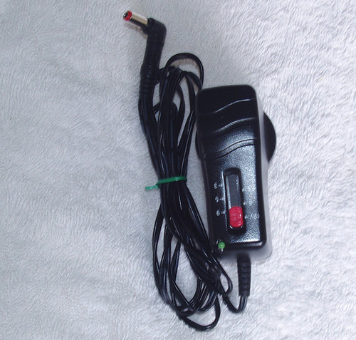 POWER TECH PLUS Wall Plug Regulated Supply (Multiple Switchable Voltages)