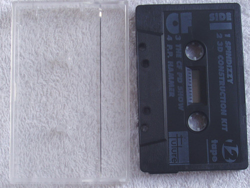 Retro Videogames - COMMODORE C64/128 CF Datasette Future #12